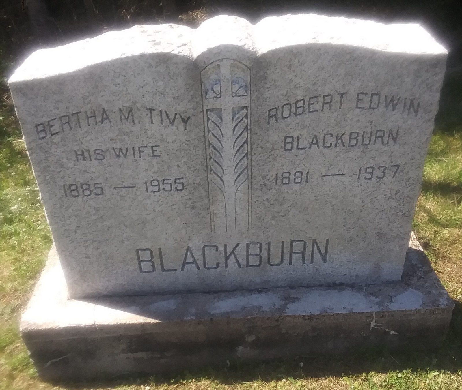 Tombstone: Robert Blackburn & Bertha Tivy, St Michael's Cemetery, Coe ...