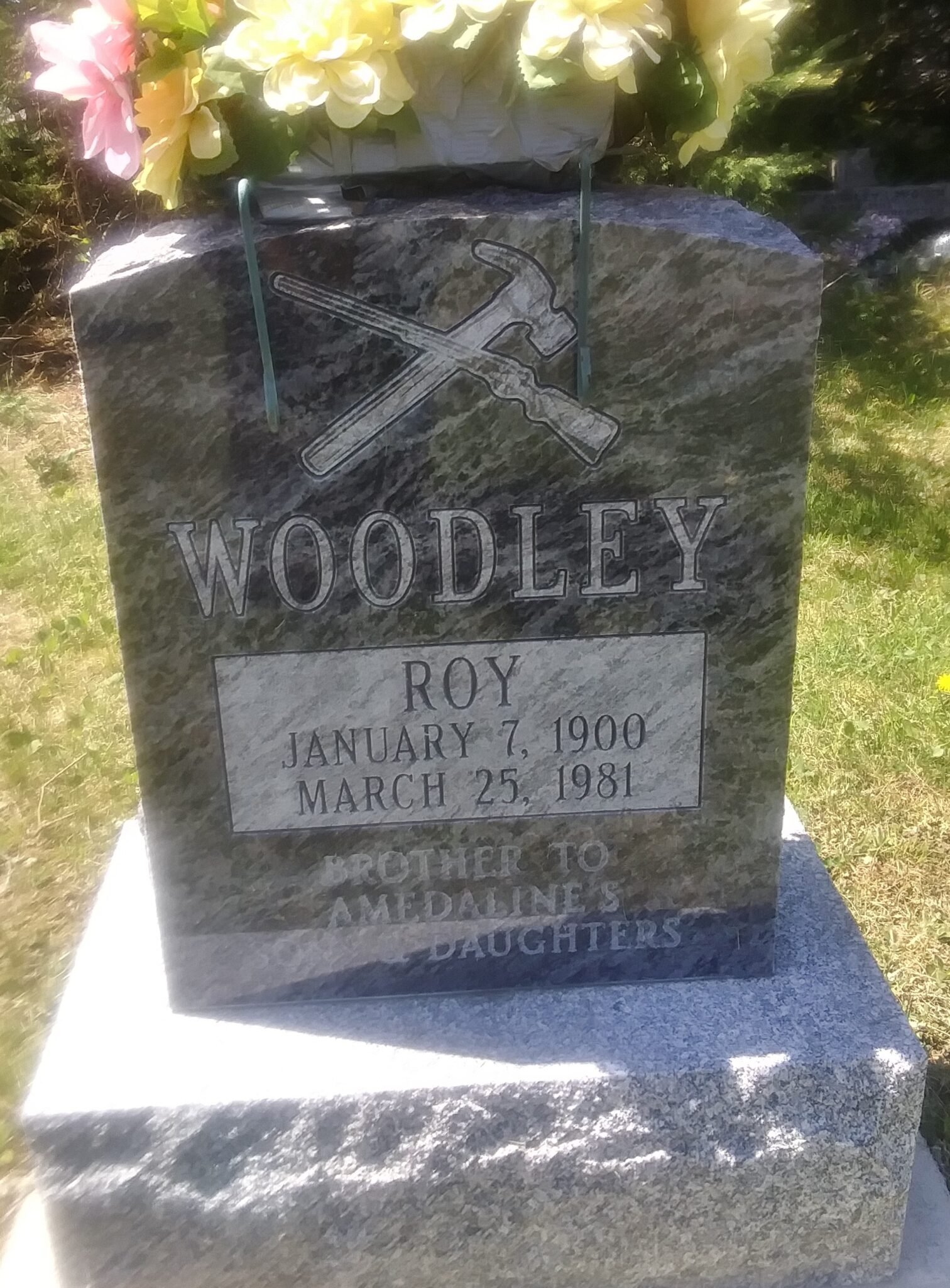 Tombstone: Roy Woodley, St Michael's Cemetery, Coe Hill, Ontario ...